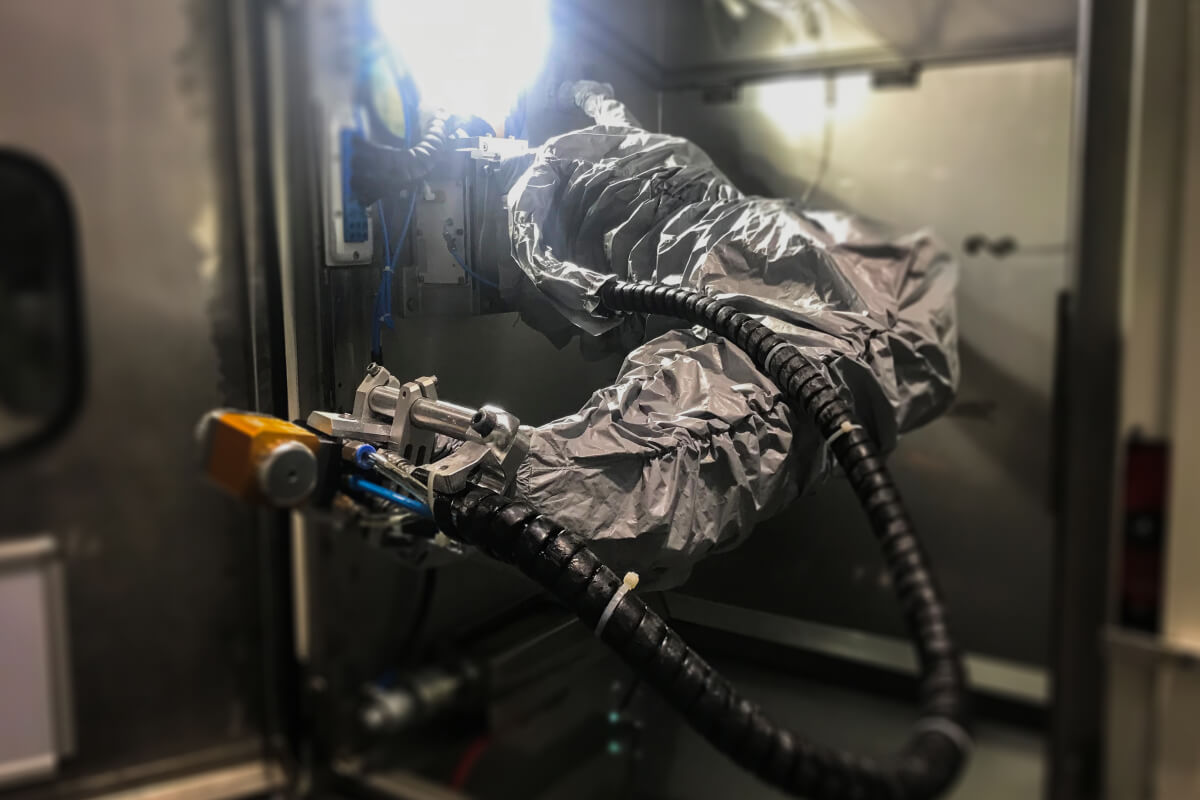 EVO COAT Protective covers for FANUC LR MATE 200iD robots working with ...